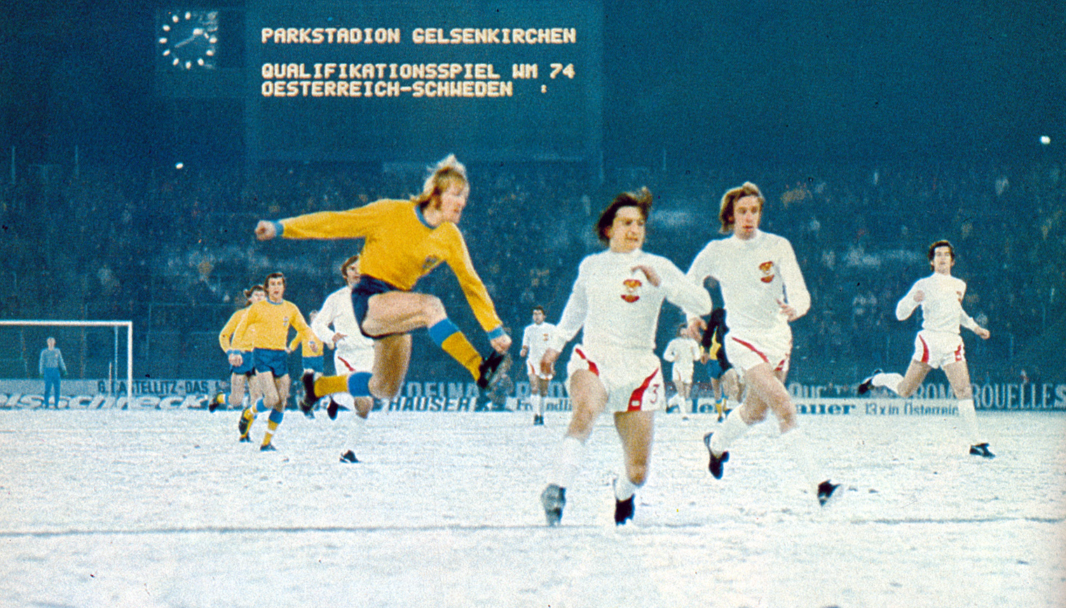 Roland Sandberg tar plats på Kalmar FF:s Wall of fame - Kalmar FF Roland Sandberg tar plats på Kalmar FF:s Wall of fame - Kalmar FF